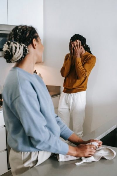 Failing Communication: Warning Signs Your Marriage Might Be In Trouble